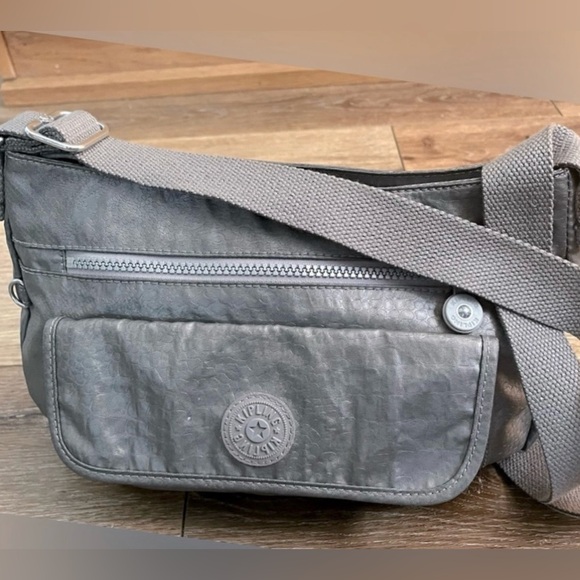 Kipling | Bags | Kipling Syro Nylon Silvergrey Sport Multi Pocket ...